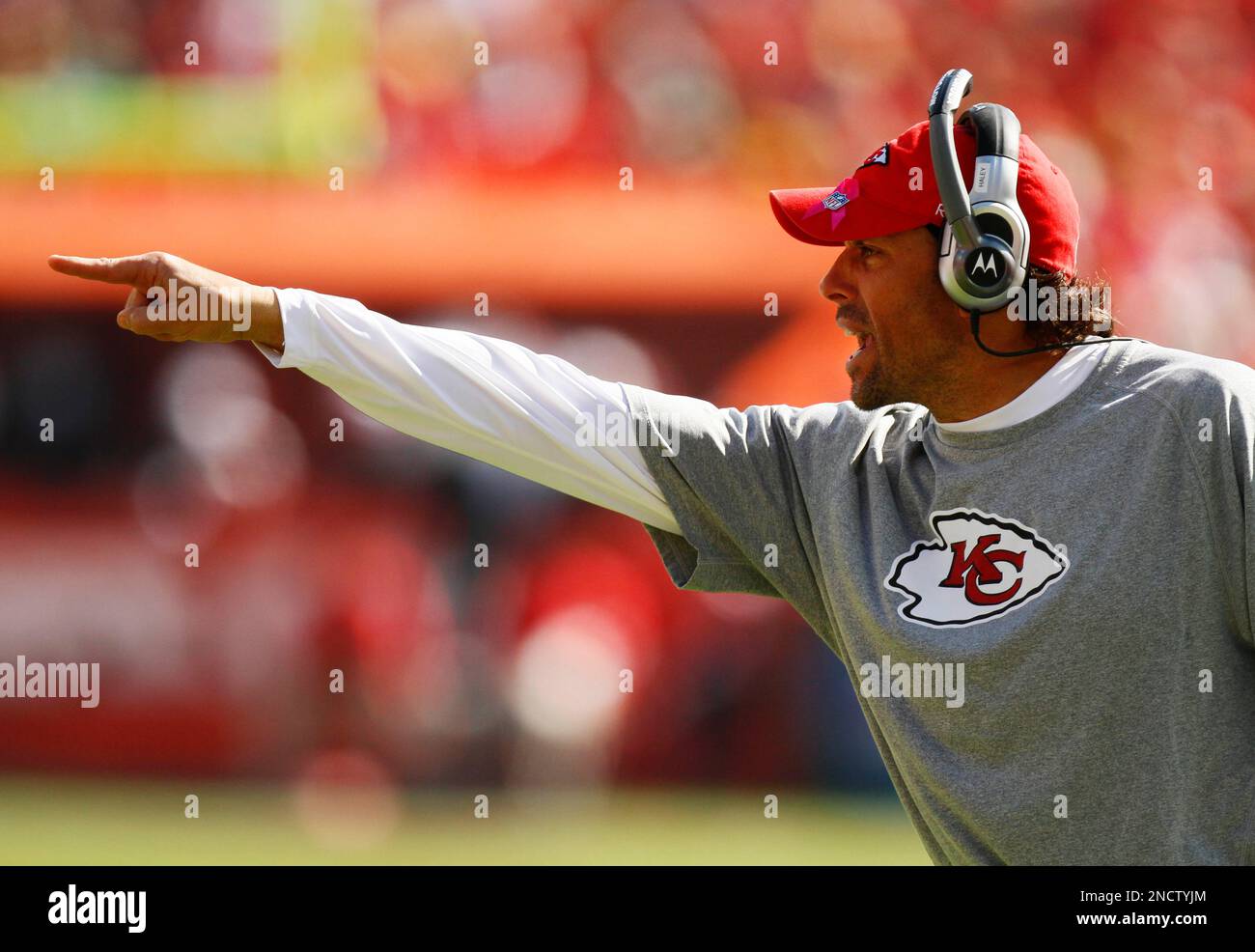Kansas City Chiefs coach Todd Haley during the first half of an NFL ...