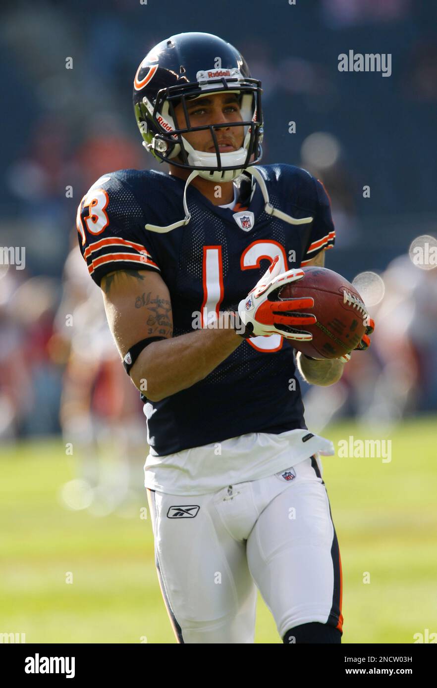 Chicago Bears wide receiver Johnny Knox (13) is seen during warmups ...