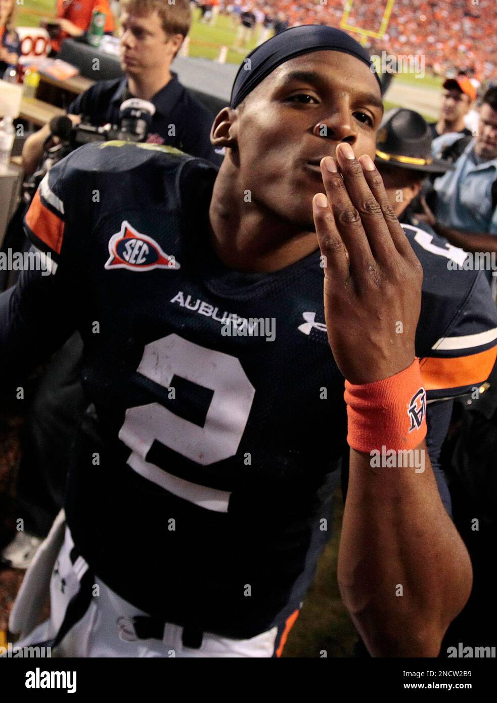 Auburn quarterback Cameron Newton celebrates a 24-17 win over LSU in ...