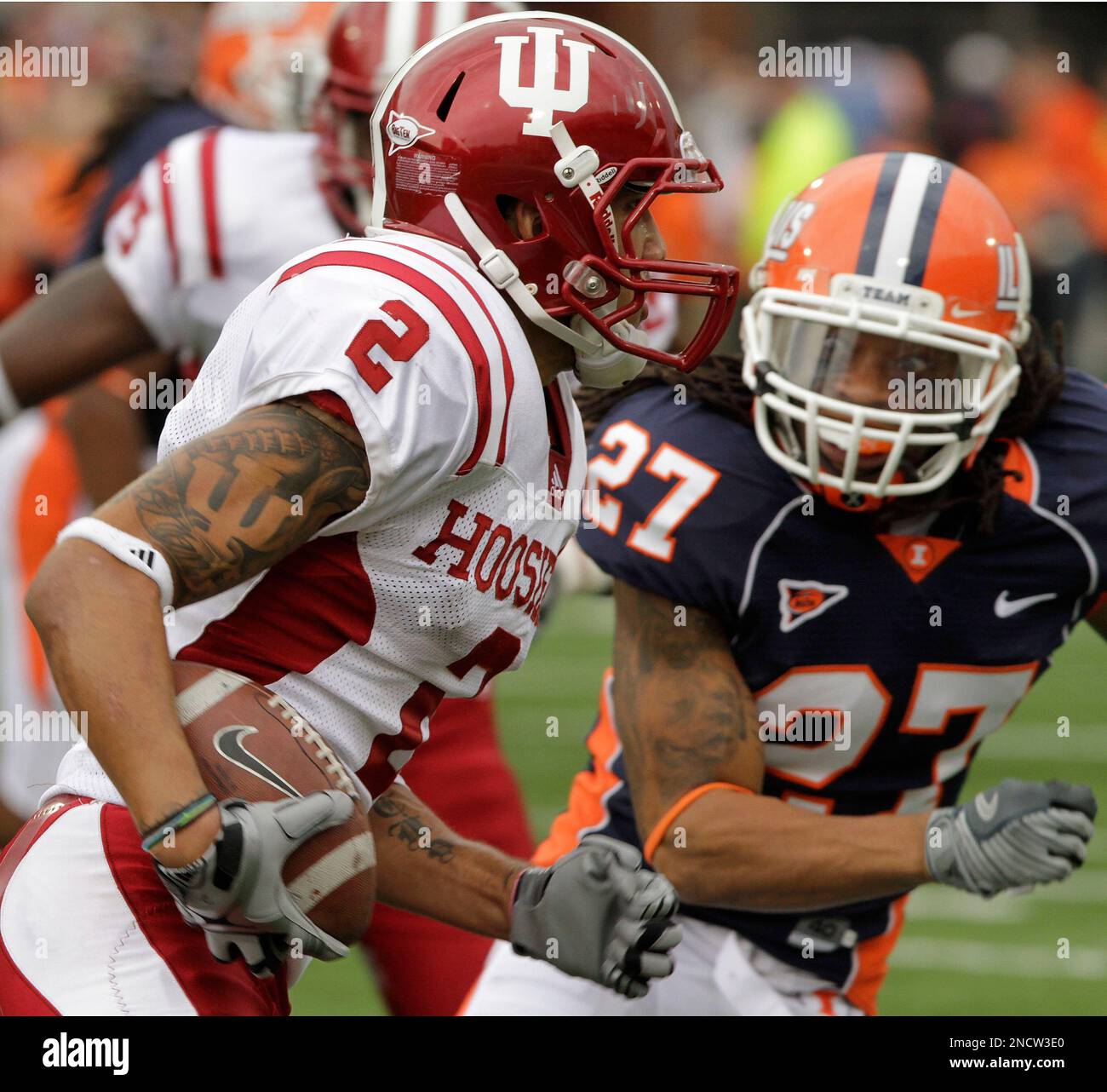 Indiana wide receiver Tandon Doss (2) runs against Illinois running ...