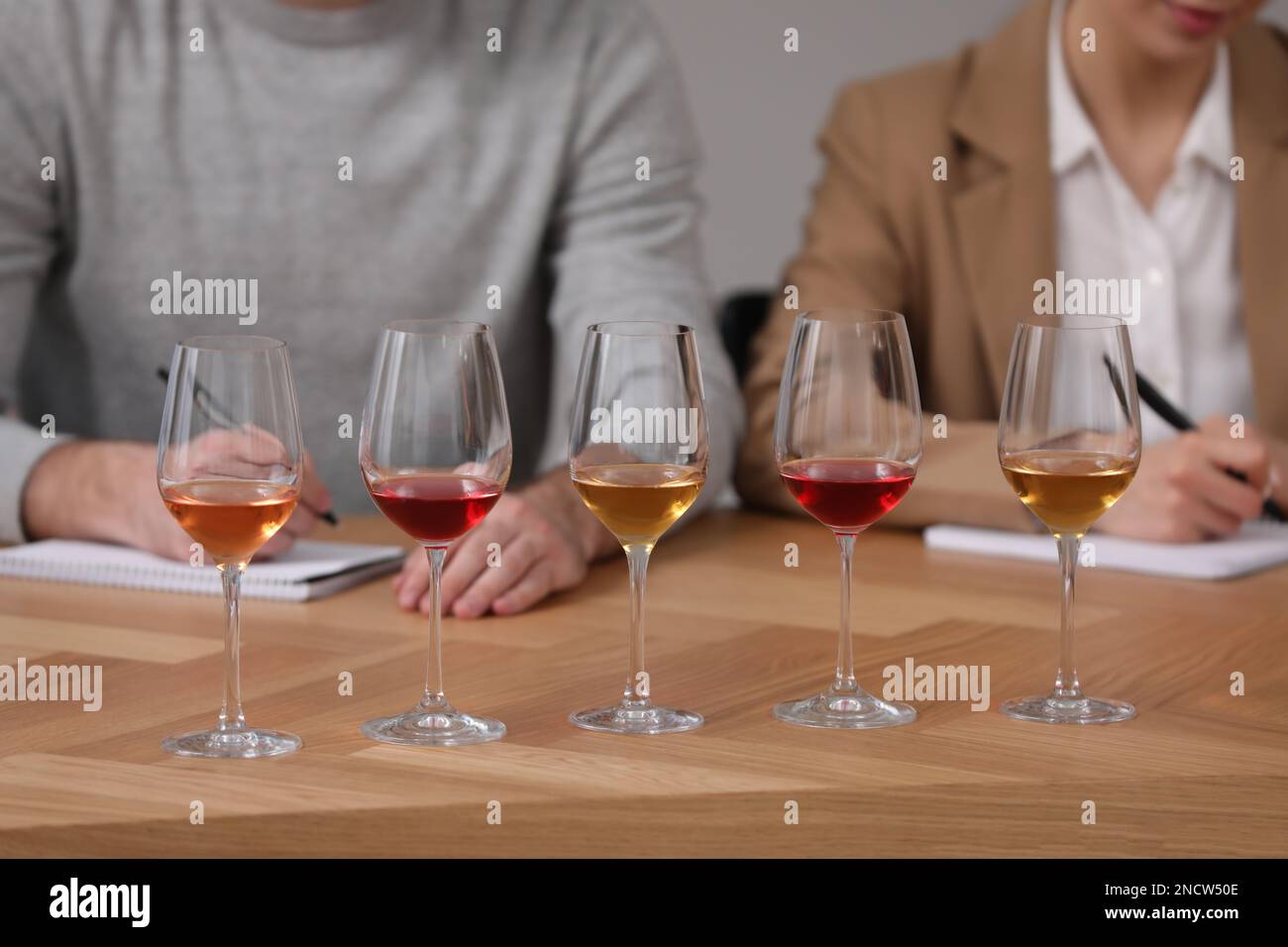 Sommelier's table hi-res stock photography and images - Alamy