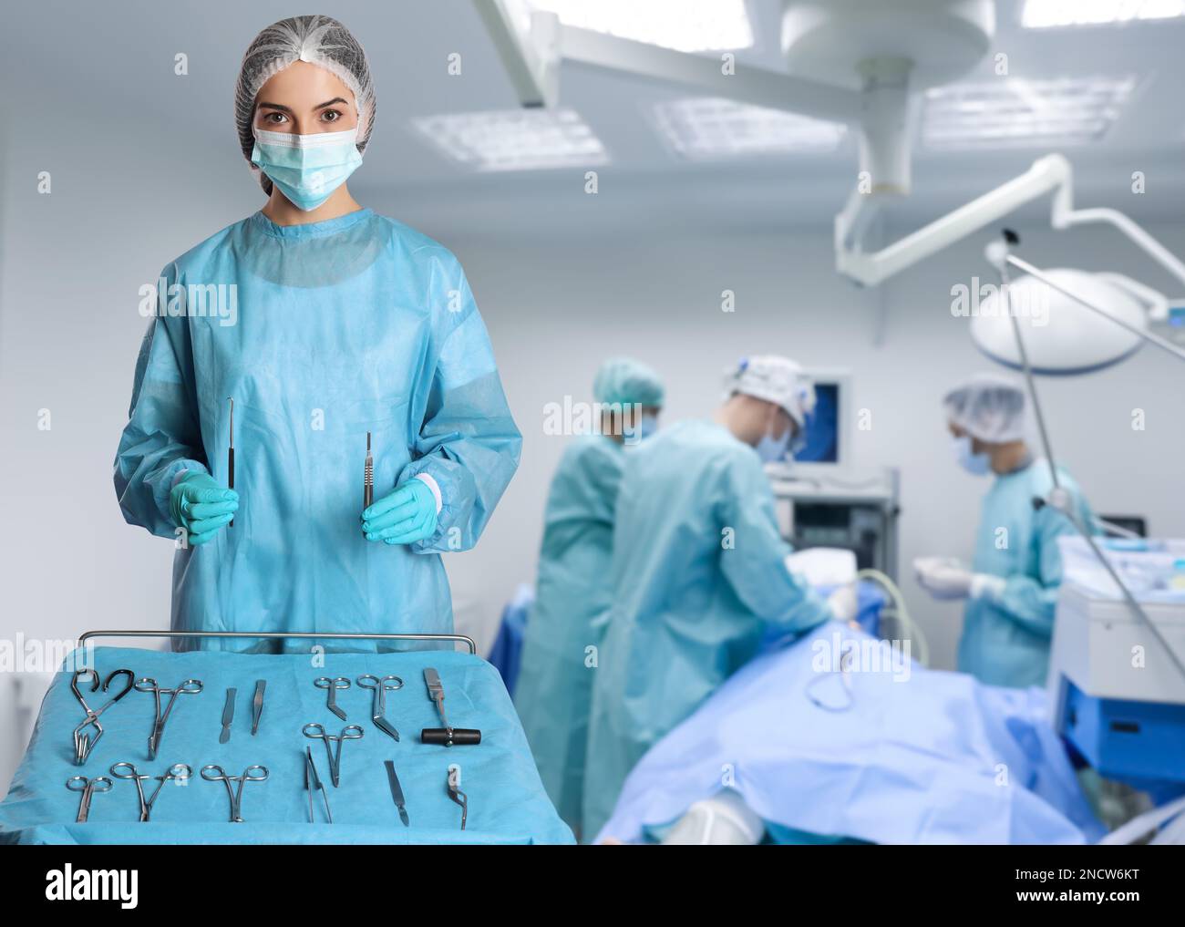 Operating room table surgical instruments hi-res stock photography and ...