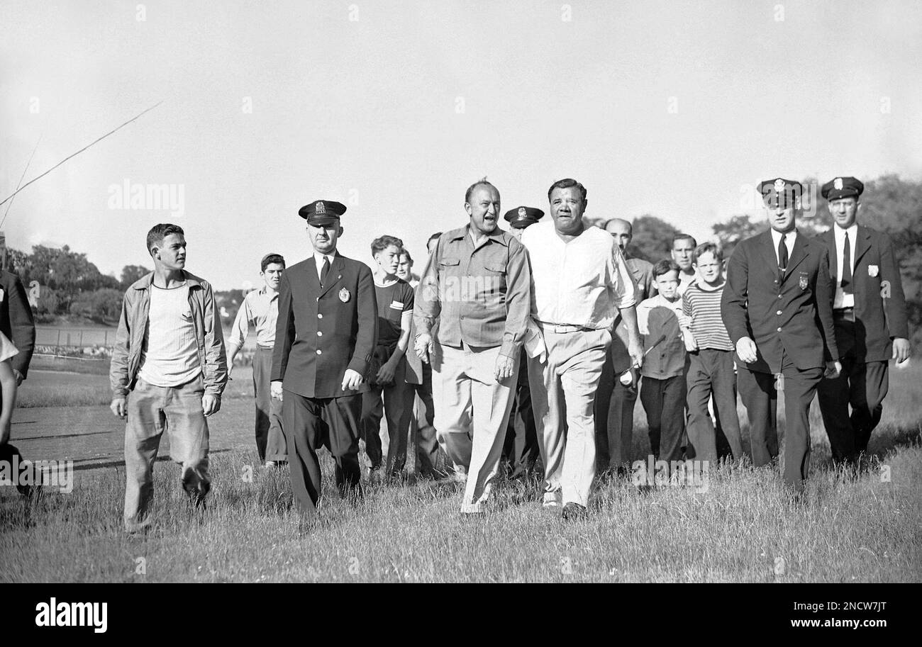 Ty Cobb (left), and Babe Ruth (right), baseball’s immortals, stride ...