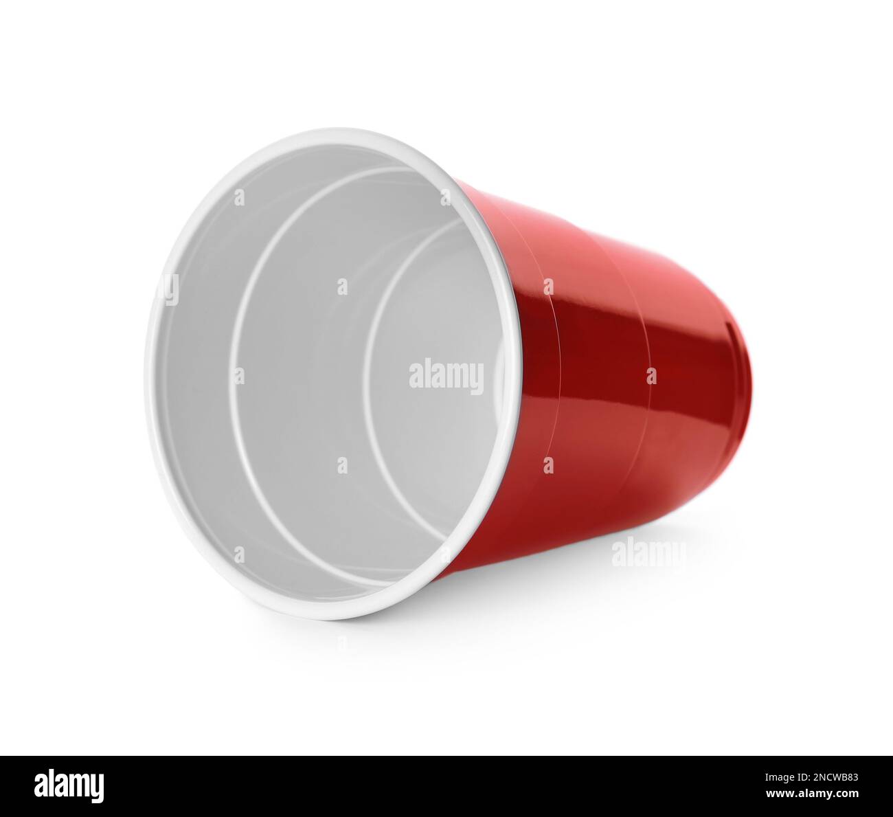 Red plastic cup isolated on white. Beer pong game Stock Photo - Alamy