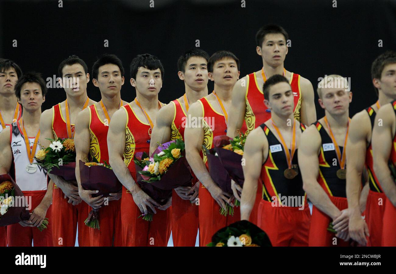 The team of China, center six from left, to right, Zhang Chenglong ...