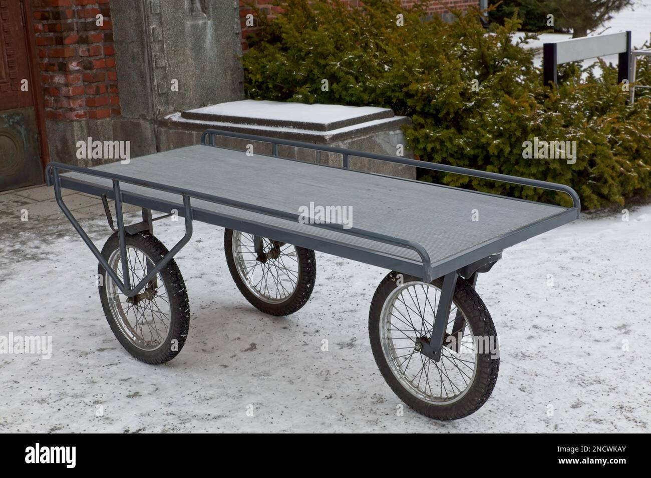 Coffin wagon hi-res stock photography and images - Alamy