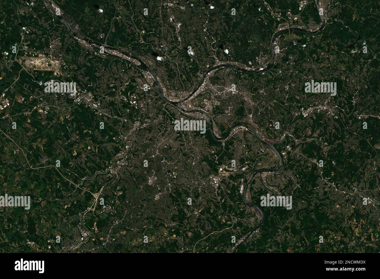 High resolution satellite image of Pittsburgh and its neighboorhoods ...