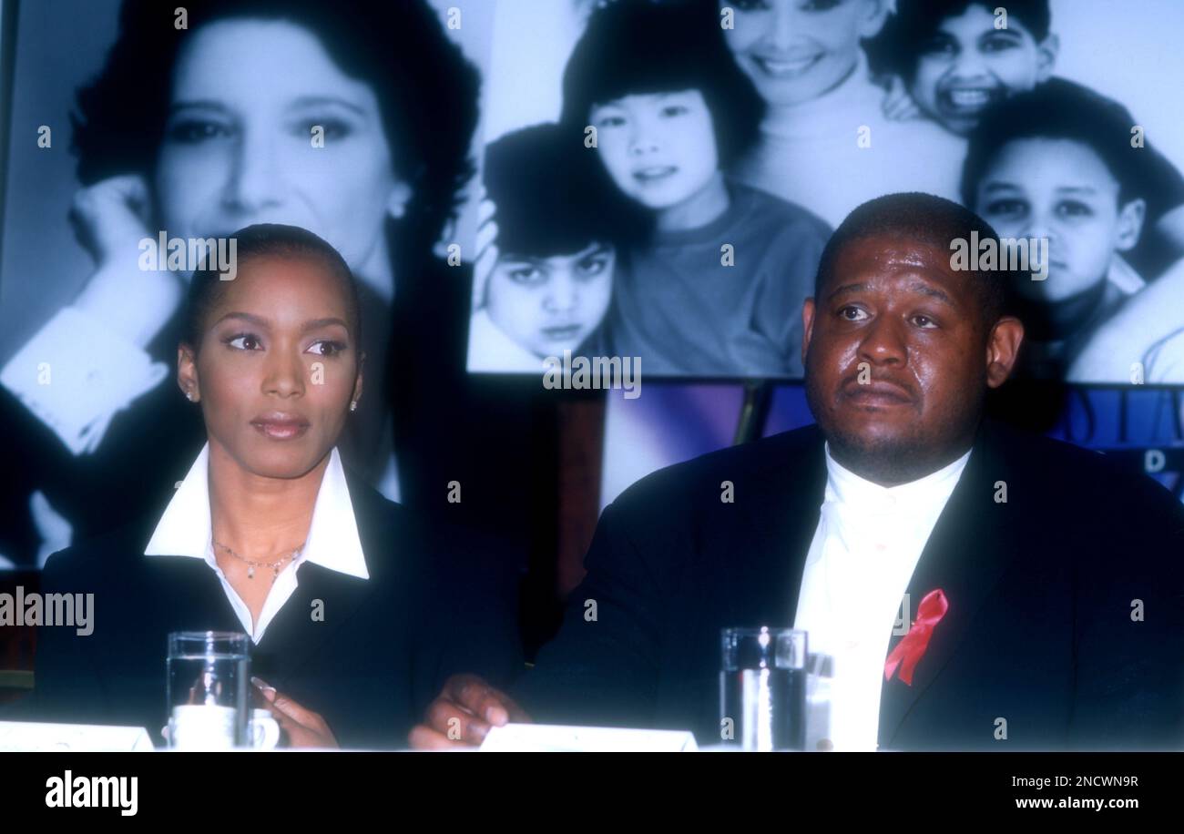 Los Angeles, California, USA 21st June 1996 Actress Angela Bassett and ...