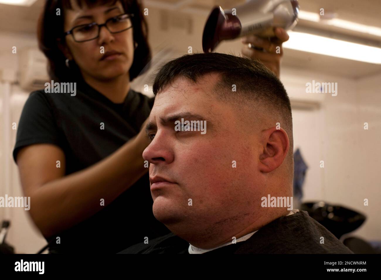 U.S. Army Sgt. 1st Class Stephen Roach, 16th MPAD, from El Paso, Texas ...