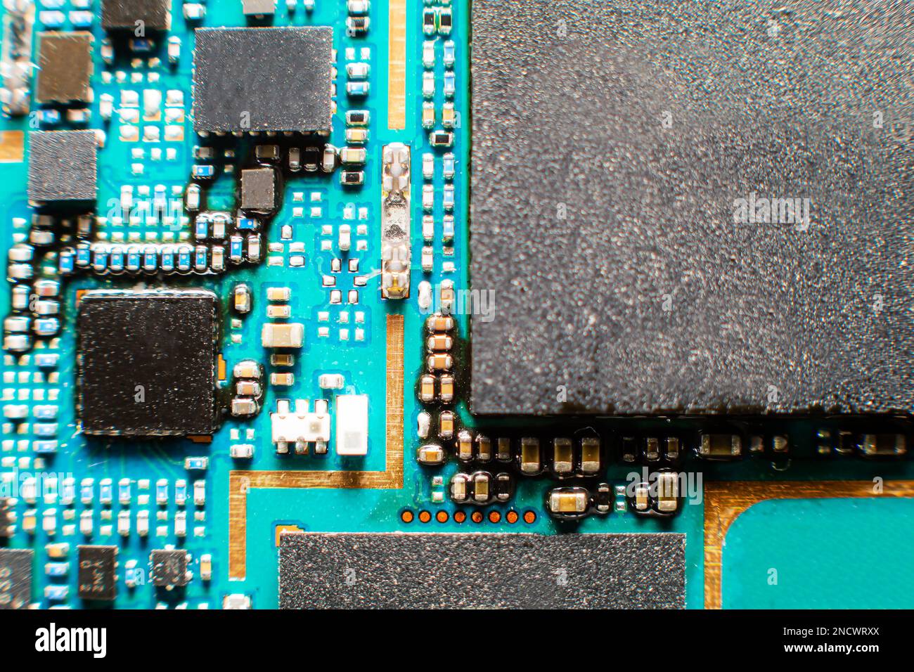 Smd elements hi-res stock photography and images - Alamy