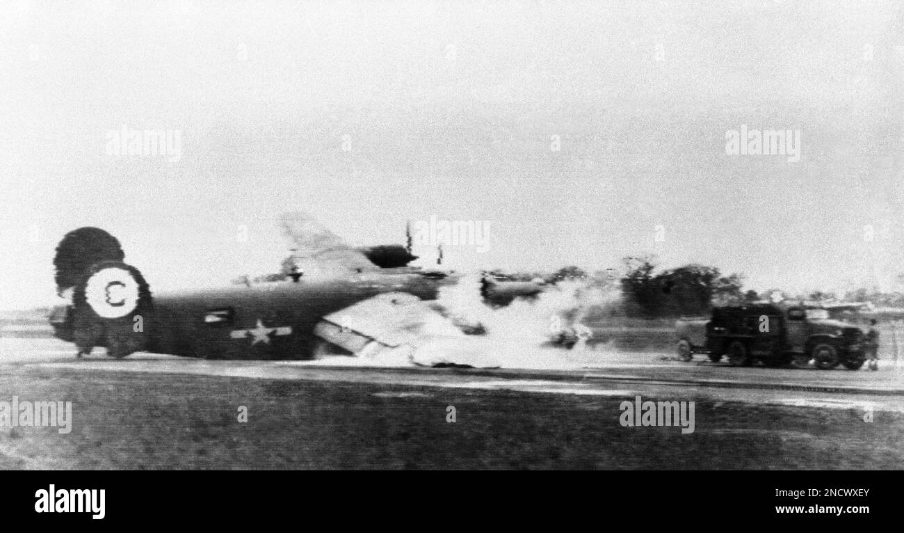 Liberator aircraft, Hmm, What a Lick, crash landing at its station ...