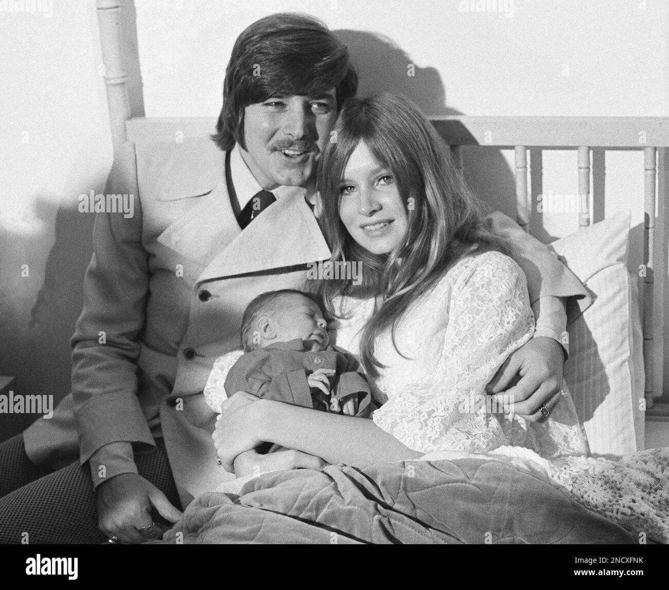 Singer Bobby Sherman, his wife Patricia, and son, Christopher Noel, pose for photographer in a ...