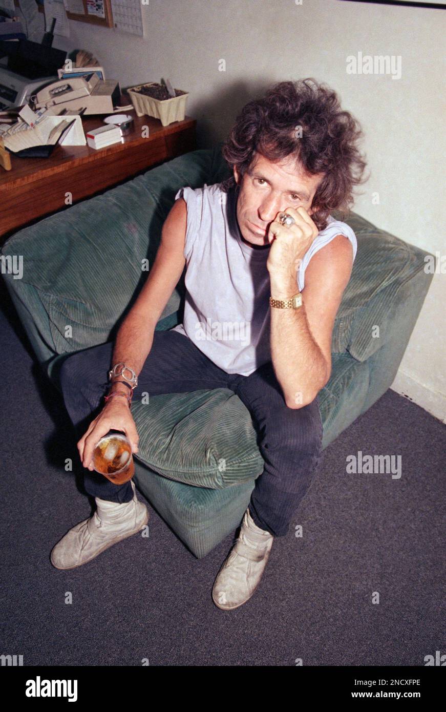 Keith Richards poses during an interview in New York, Sept. 1988 ...