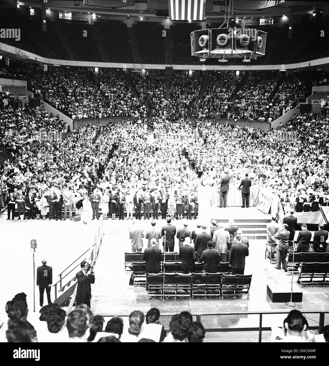 Standing crowd in Madison Square Garden in New York on Oct. 7, 1960 ...