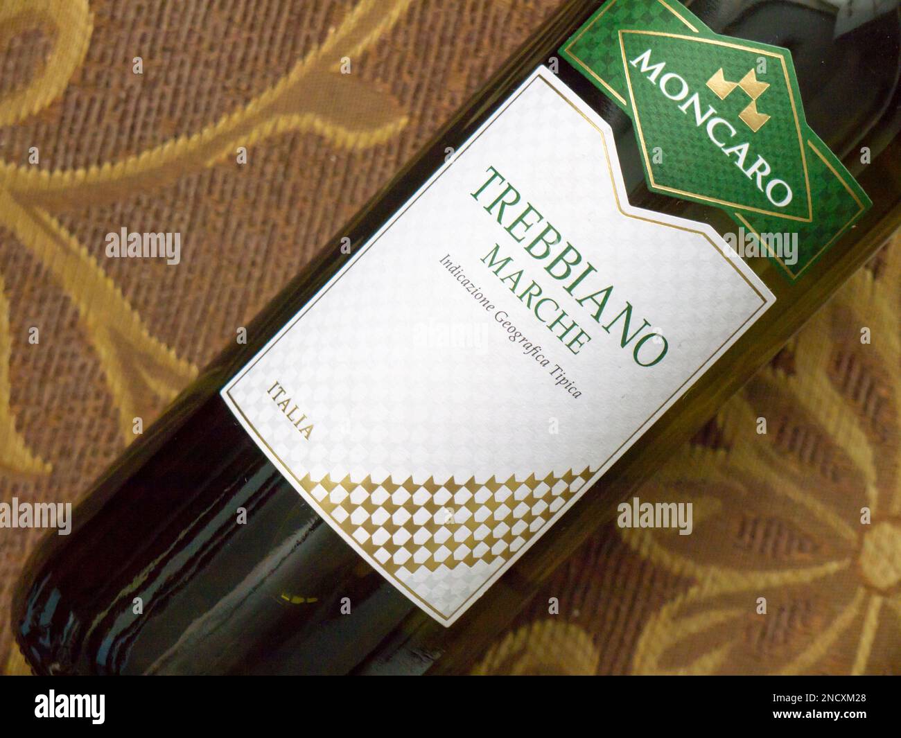 Alcohol brand hi-res stock photography and images - Alamy