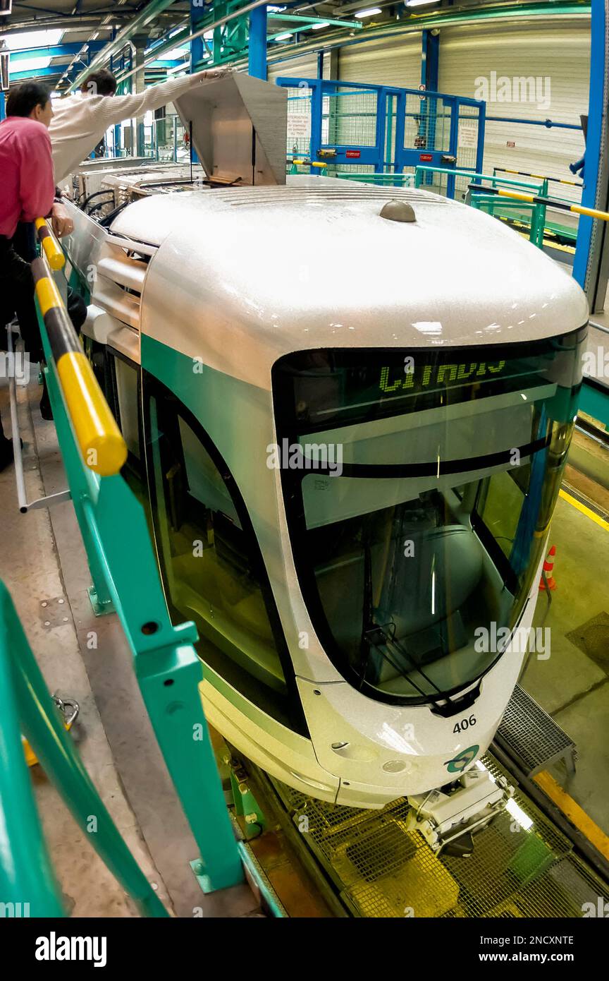 Public transportatiion hi-res stock photography and images - Alamy