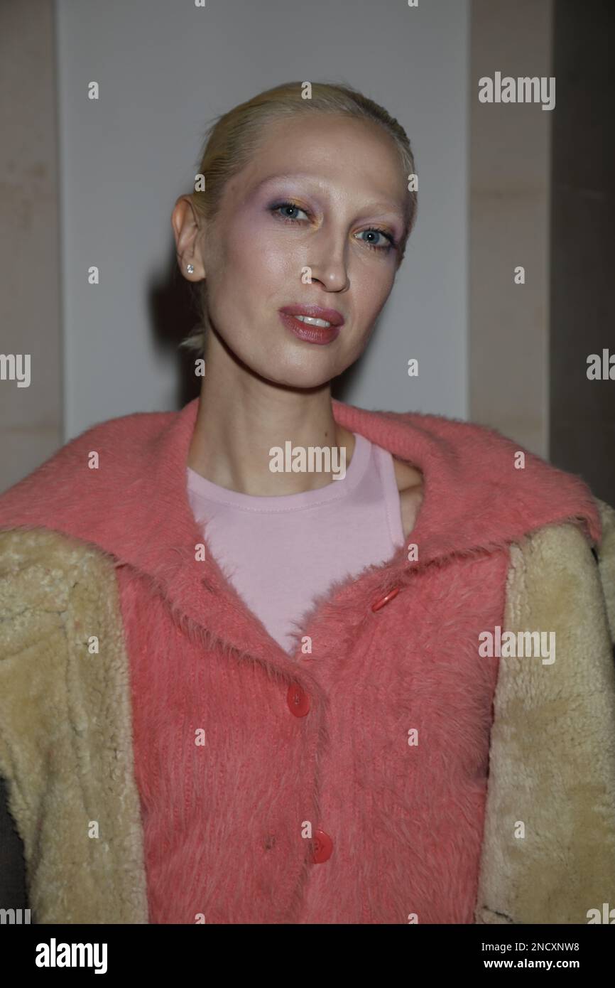 Lex Olsen / leksi bei der Anja Gockel Fashion Show 'seven senses' auf ...