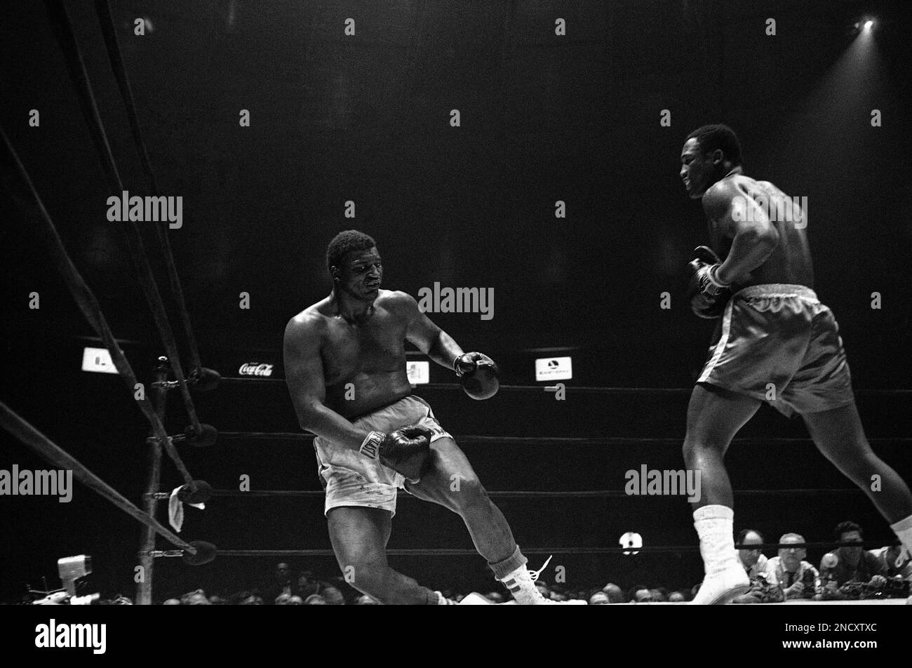 Buster Mathis heads for the canvas in the 11th round against Joe ...