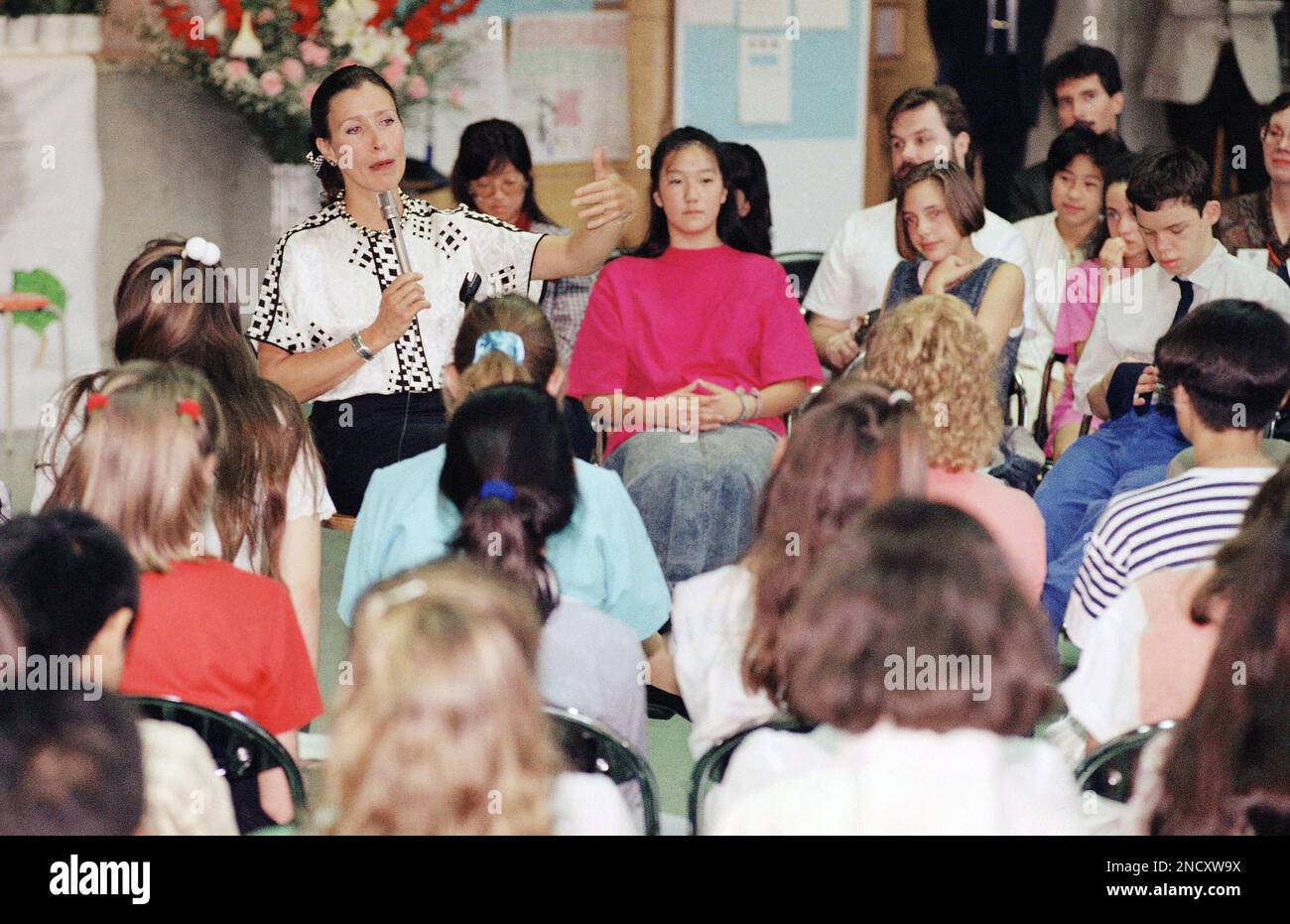 Marilyn Quayle, wife of U.S. Vice President Dan Quayle, gestures as she ...
