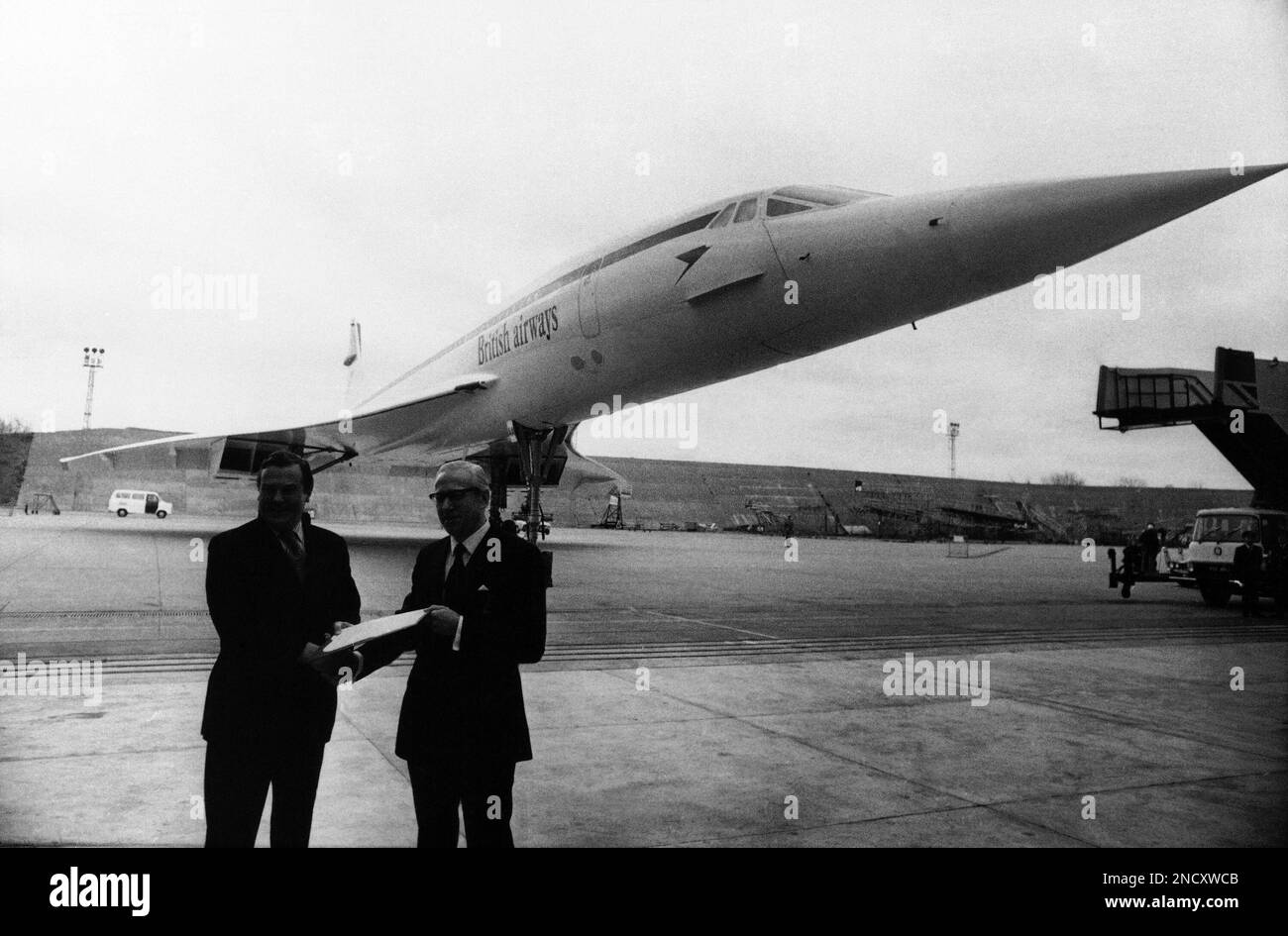 British Airways takes delivery of its first Concorde at a hand-over ...