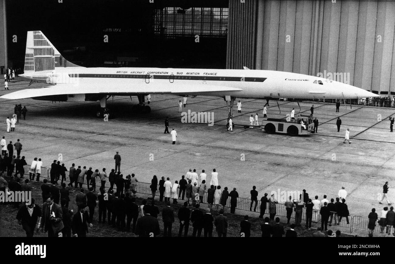 Concorde 002, the British prototype of the Anglo-French supersonic jet ...