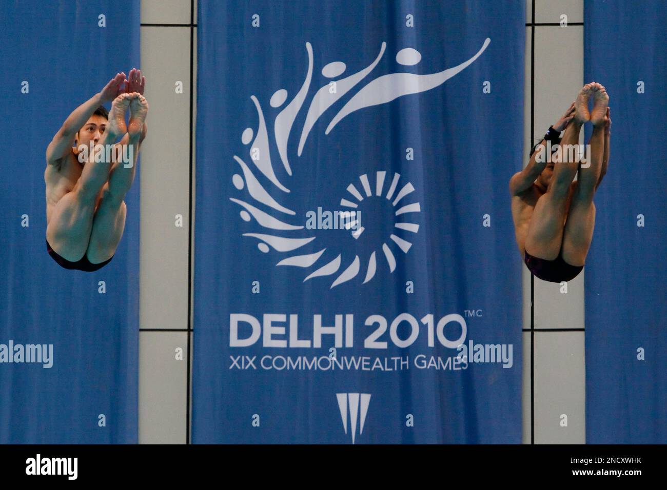 Malaysia's Bryan Nickson Lomas, right, and Ken Nee Yeoh compete to win ...