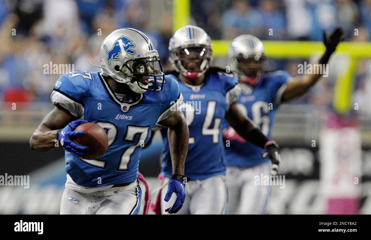 Detroit Lions cornerback Alphonso Smith (27) returns an interception ...