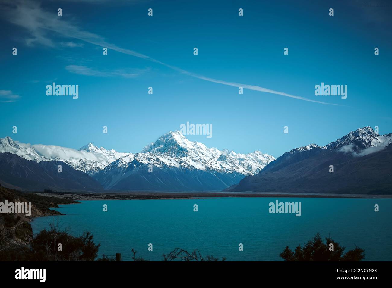 Landscape shot on a perfect day at Mt Cook national park Stock Photo ...