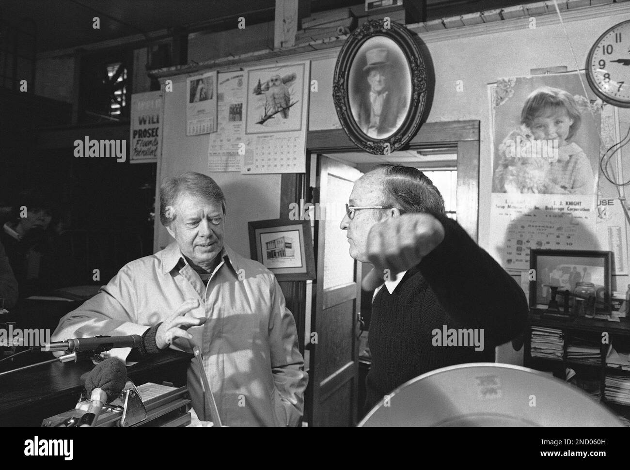 President Jimmy Carter stops to talk farm problems with his cousin Hugh ...