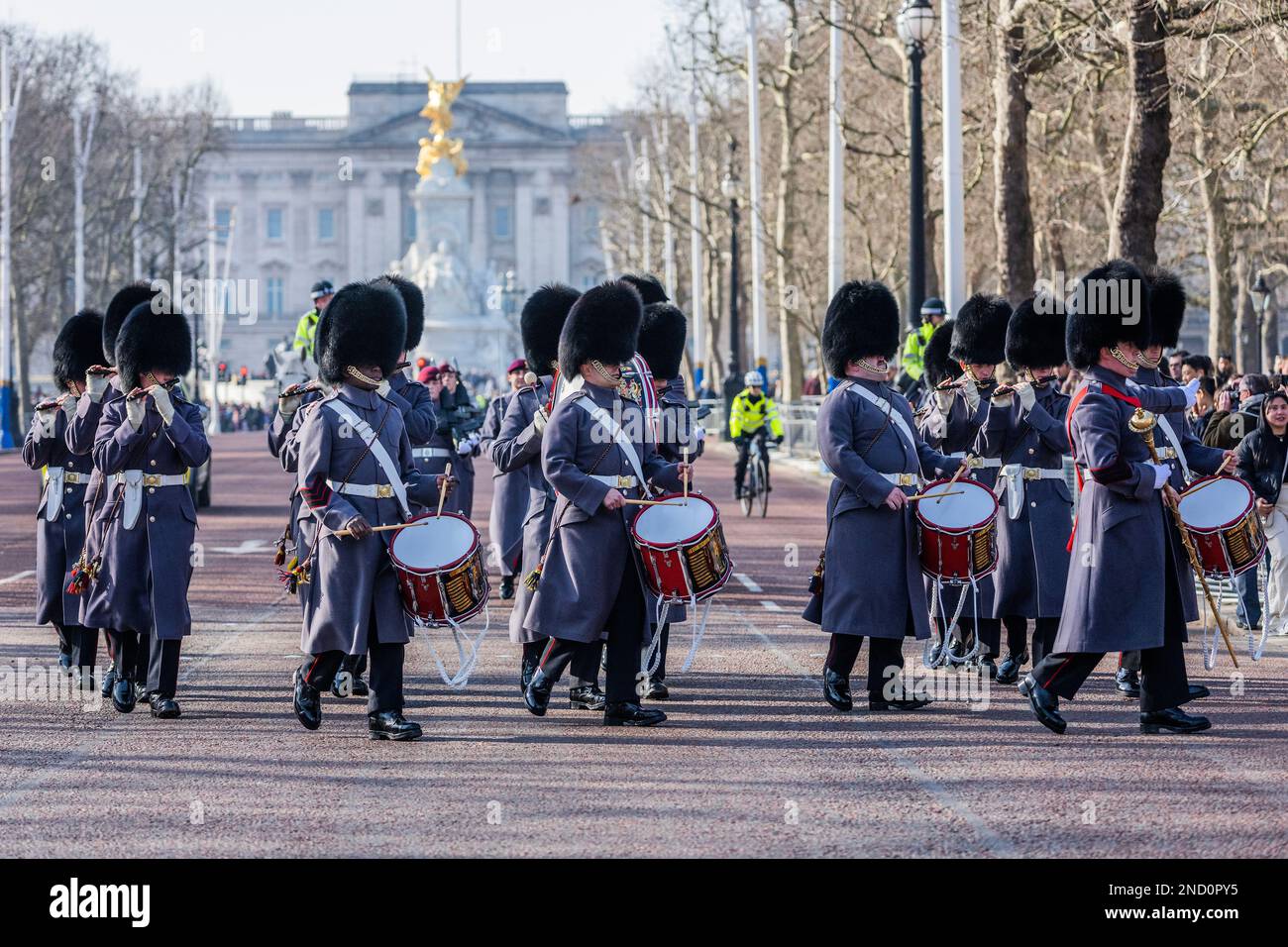 London, UK. 15th Feb, 2023. Changing of The King's Guard - 23 Parachute ...