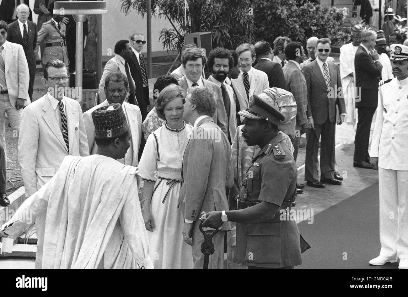 President Jimmy Carter kisses his wife, Rosalynn,Carter good-bye after ...