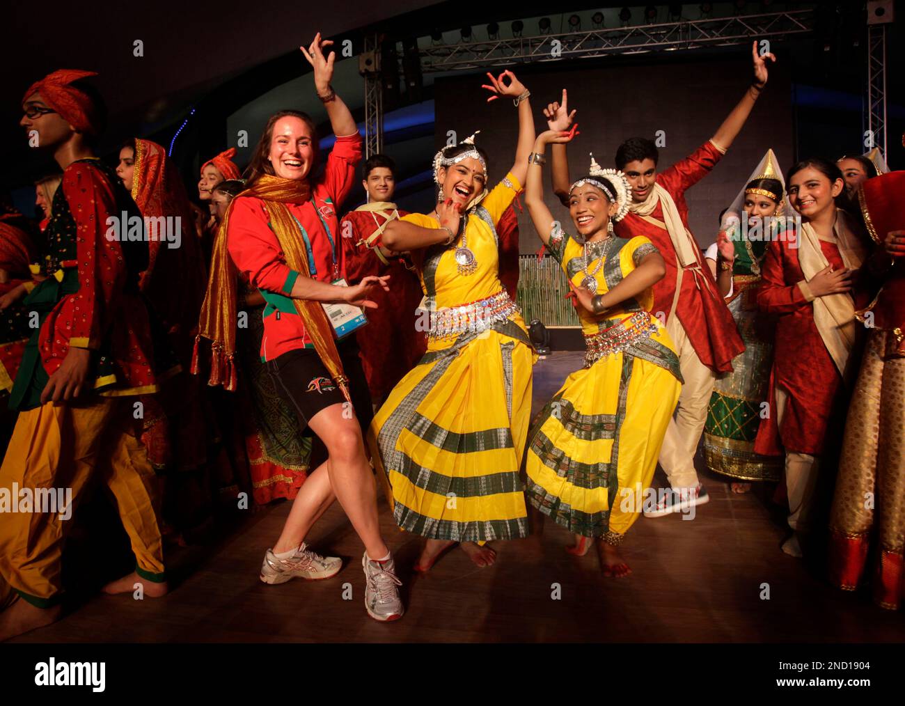 Welsh athlete Ella Rafferty tries Indian classical dance steps with ...