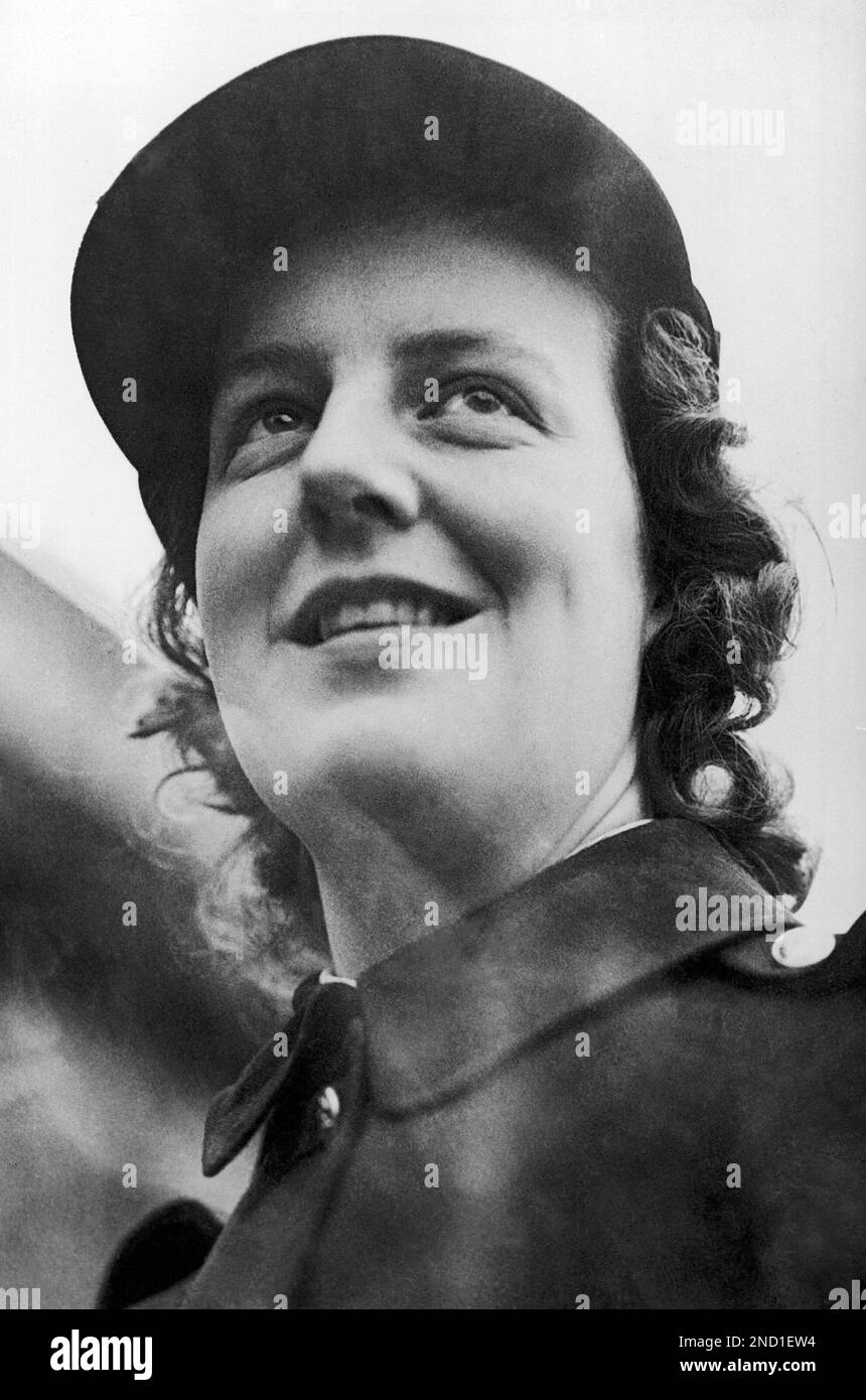 Miss Gillian Tanner, an ambulance field service girl, was awarded the ...