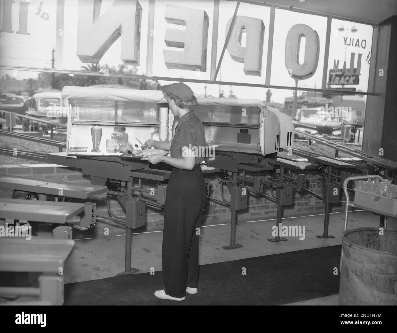 Inside the motormat at Los Angeles, California, July 7, 1949, waitress ...
