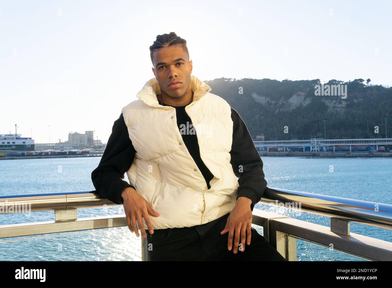 Leaning ag hi-res stock photography and images - Alamy