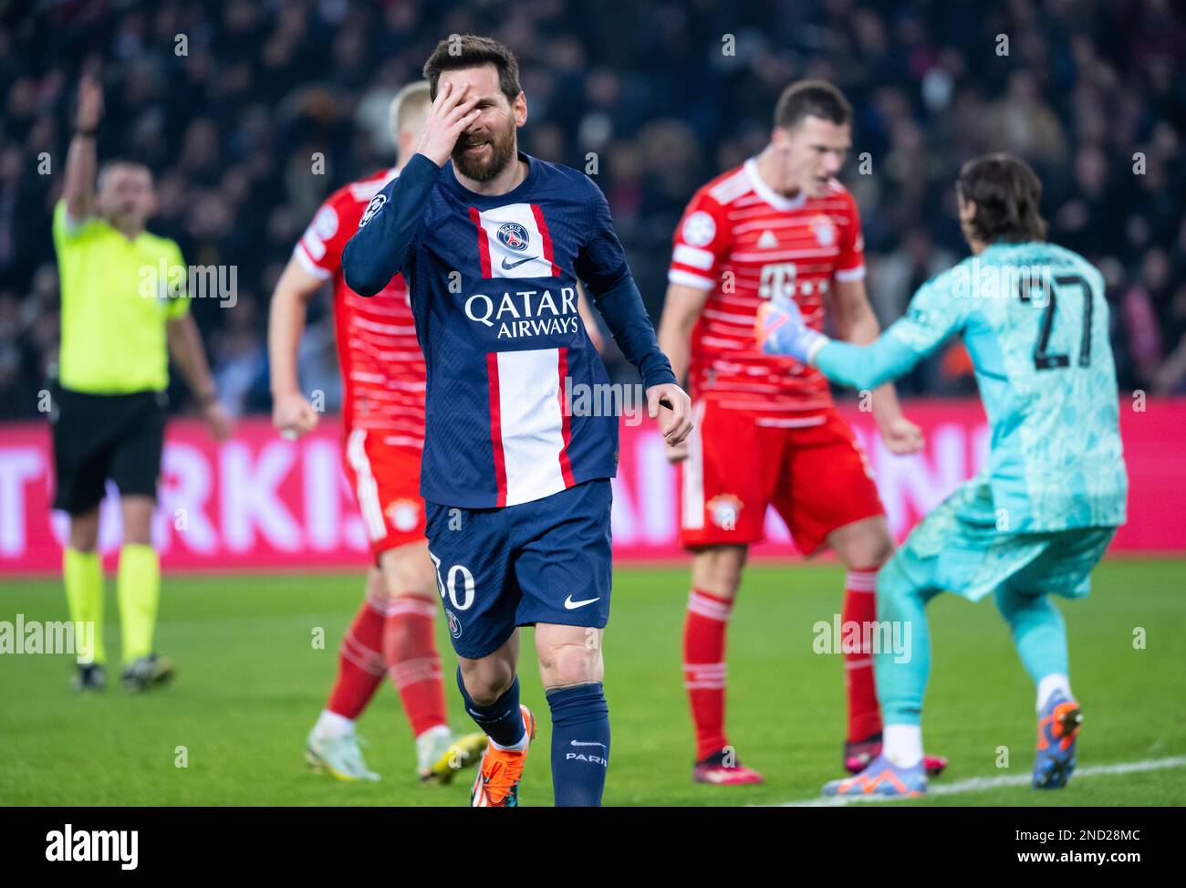 Paris, France. 14th Feb, 2023. Soccer: Champions League, Paris Saint ...