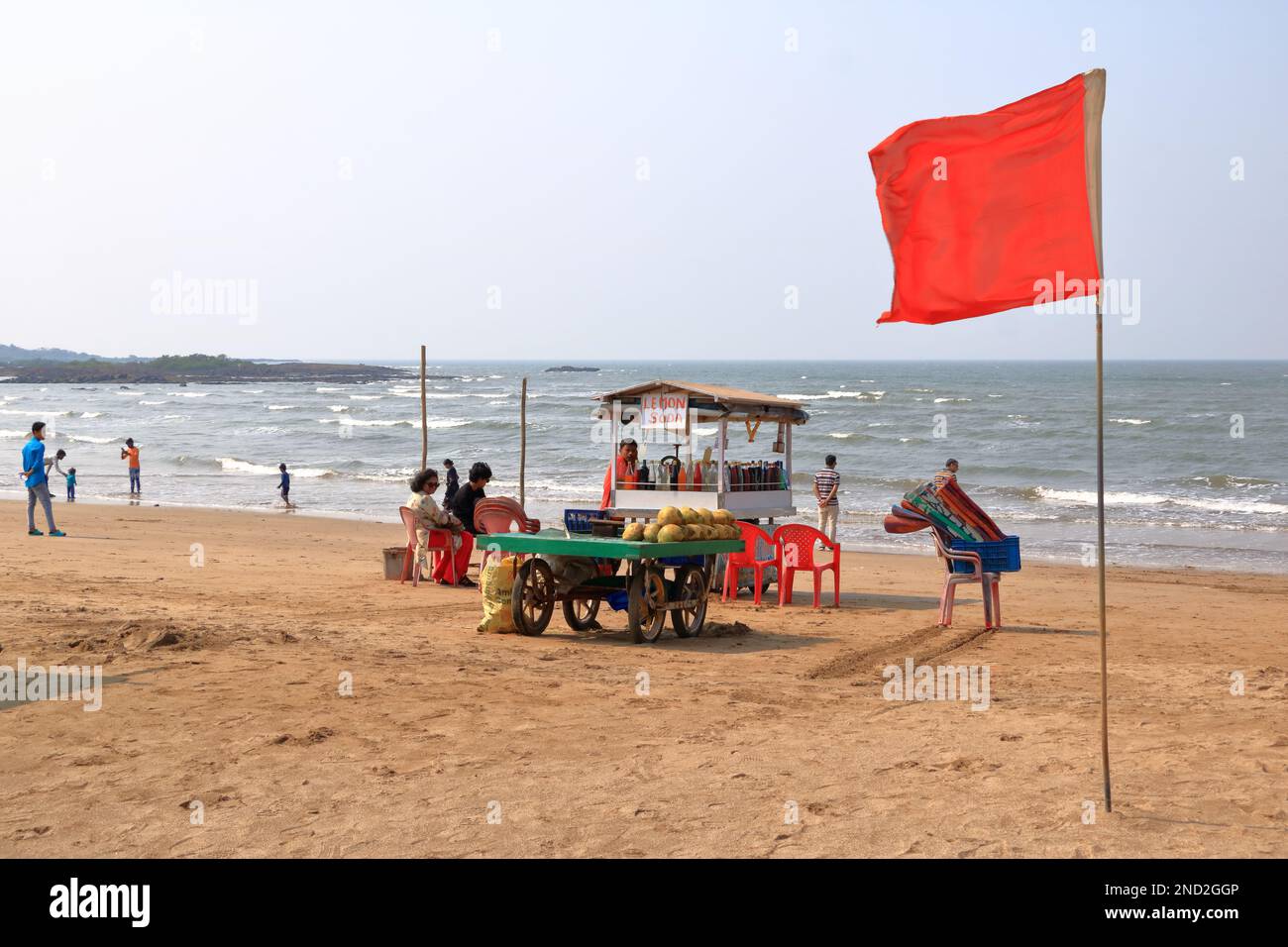 December 21 2022 - Mumbai, Maharashtra in India: People at the Silver ...