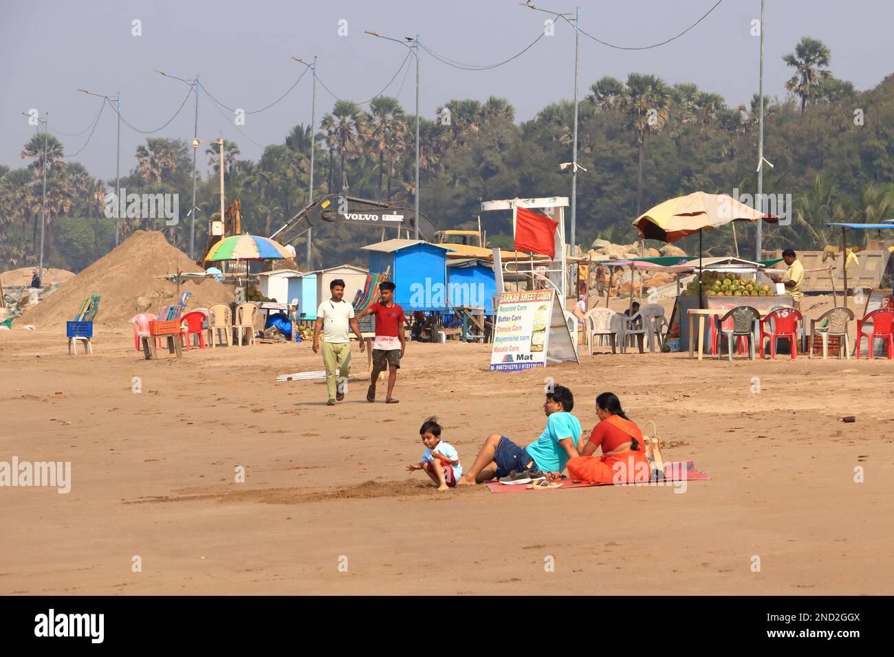 December 21 2022 - Mumbai, Maharashtra in India: People at the Silver ...