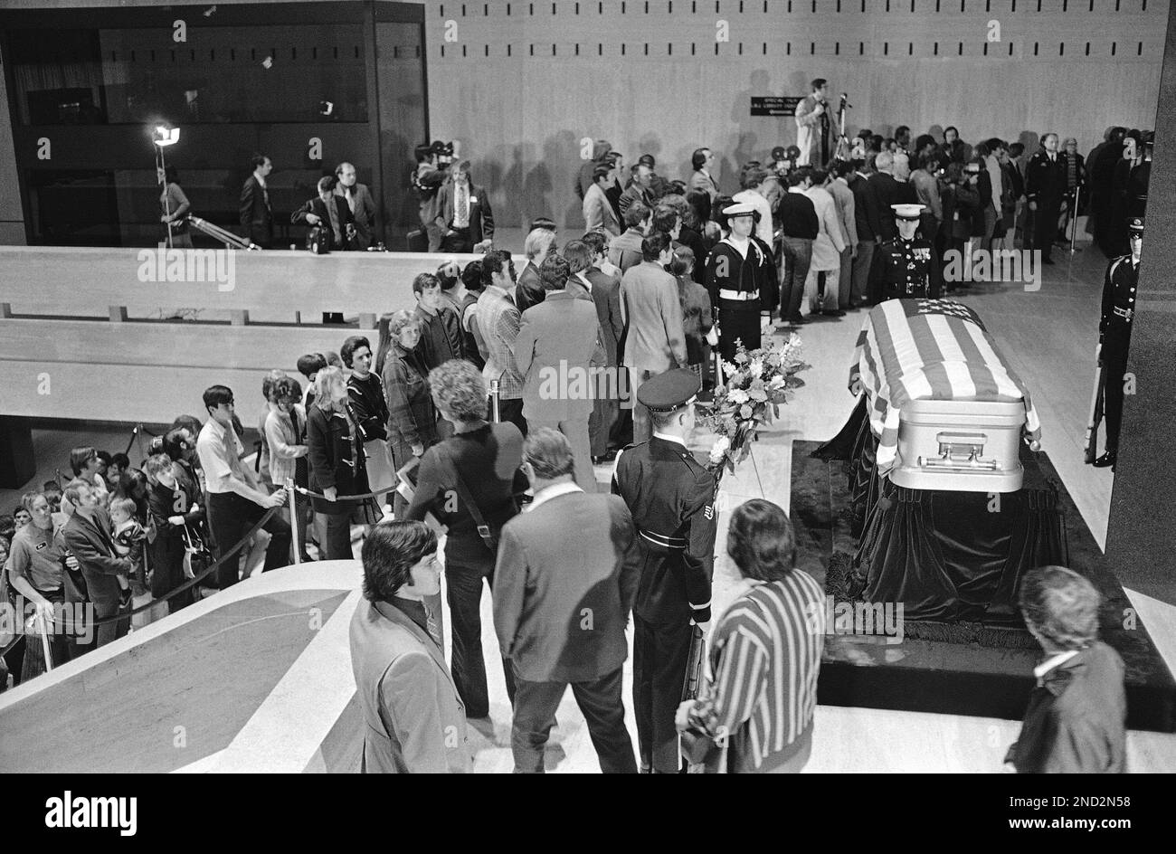 Crowds line the stairs and corridors as they paid respects to former ...