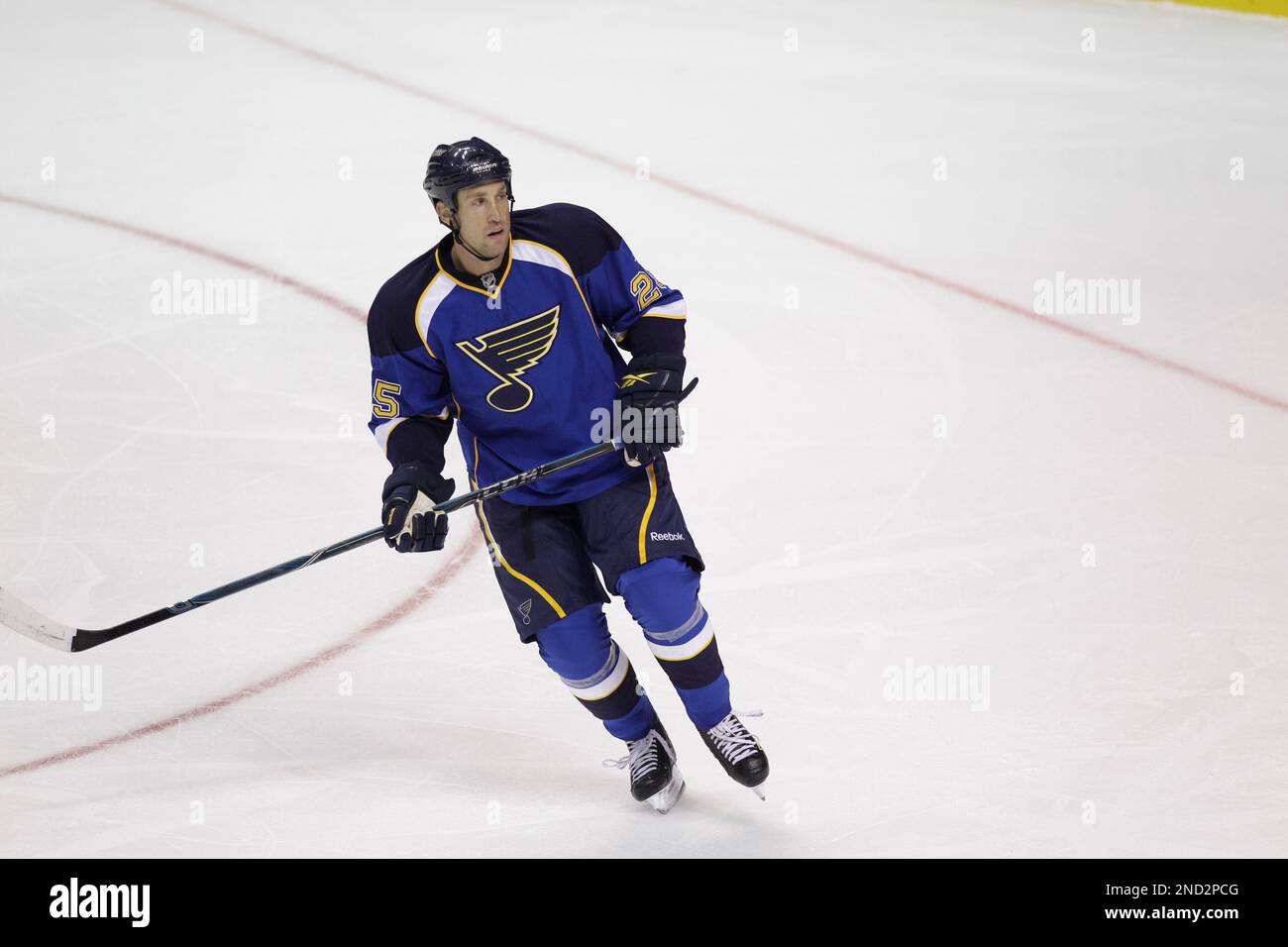 St. Louis Blues' Dave Scatchard is seen during the first period of a ...