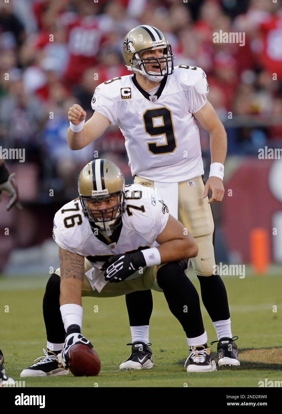 New Orleans Saints quarterback Drew Brees (9) prepares to take a snap ...