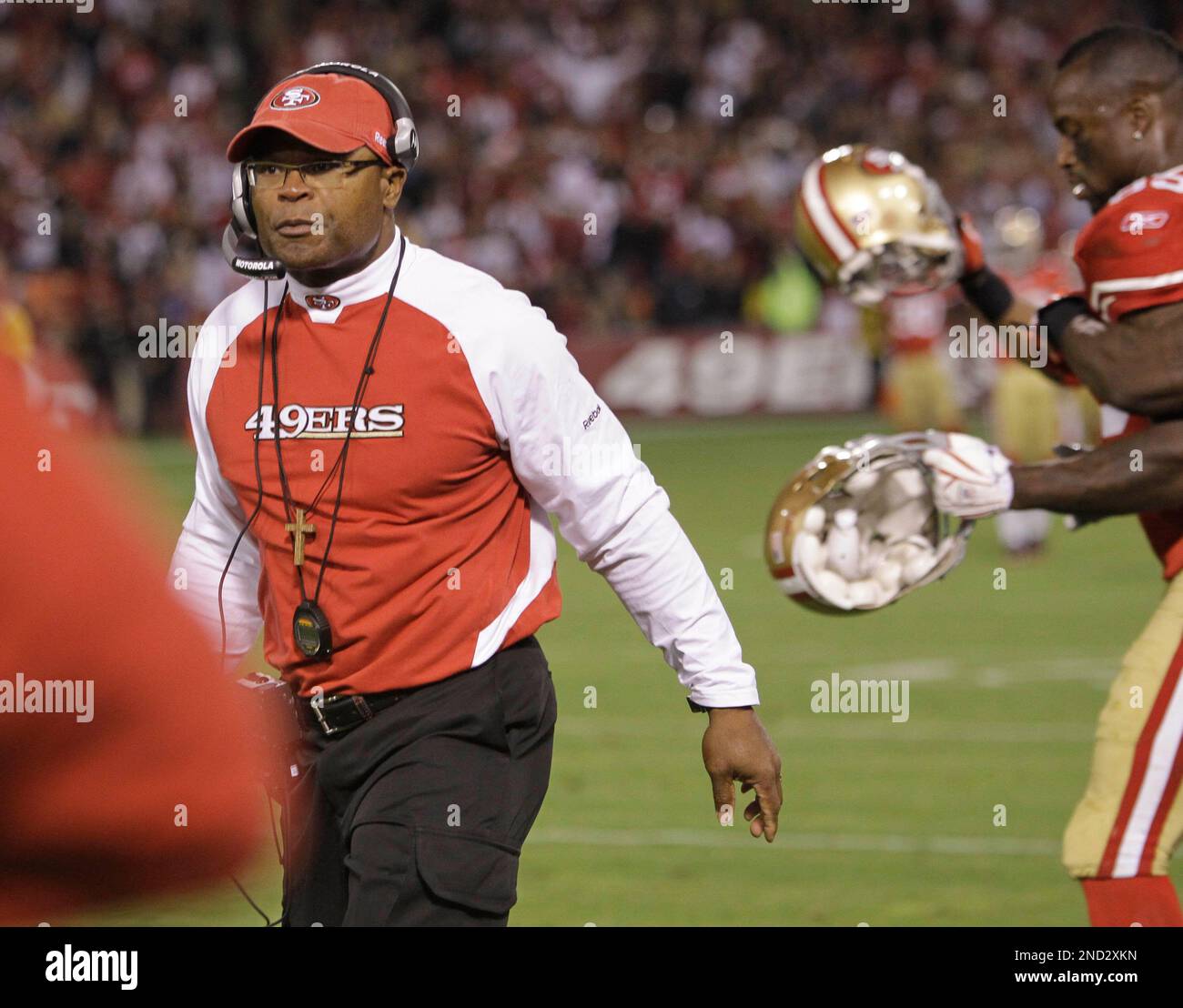 San Francisco 49ers head coach Mike Singletary in fourth quarter of an ...