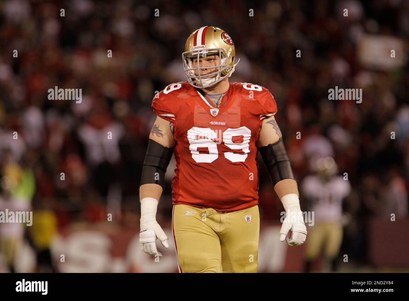 San Francisco 49ers guard Tony Wragge (69) against the New Orleans ...