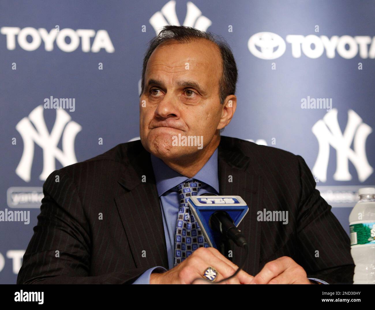 Los Angeles Dodgers Joe Torre speaks to reporters during a news ...