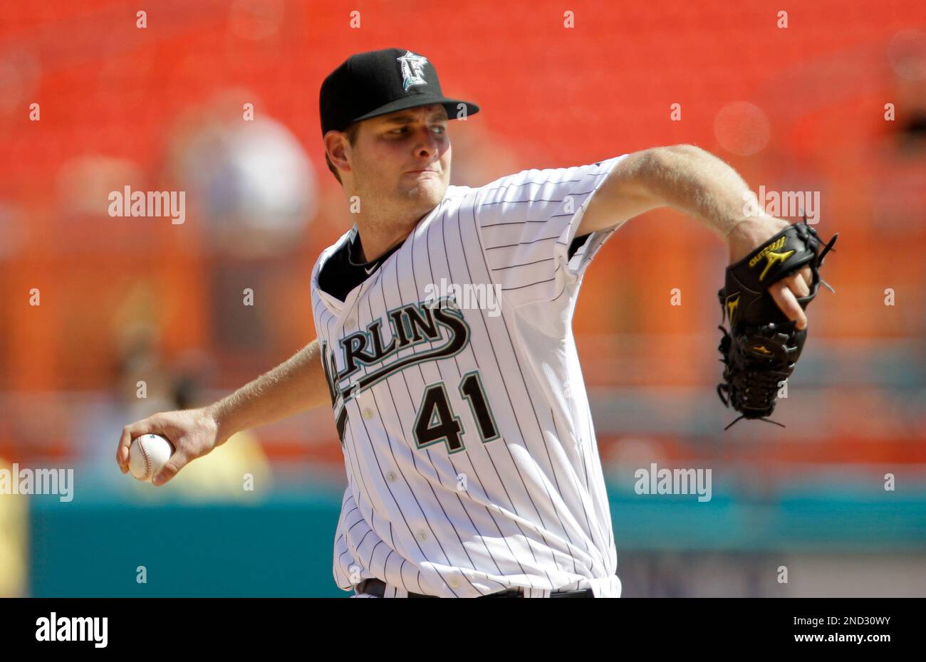 Florida Marlins starting pitcher Chris Volstad (41) throws in the ...