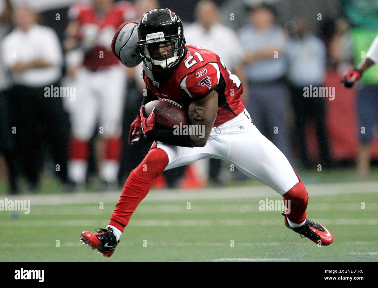 Atlanta Falcons defender Christopher Owens (21) runs back the ball ...