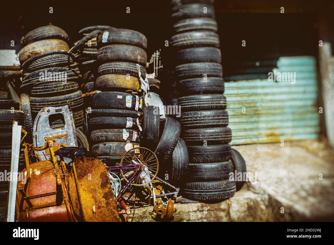 Old tires hi-res stock photography and images - Alamy