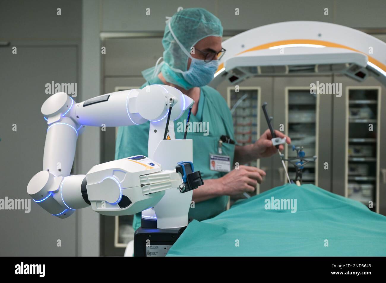 15 February 2023, Saxony-Anhalt, Halle (Saale): A robotic arm as a new ...