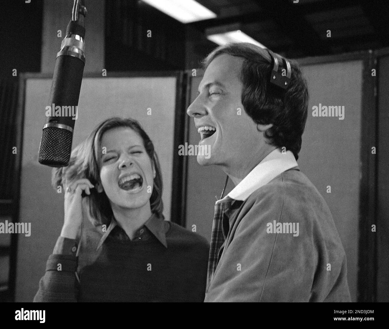 Pat Boone and daughter Debby, 21, sing a duet in a Los Angeles studio ...