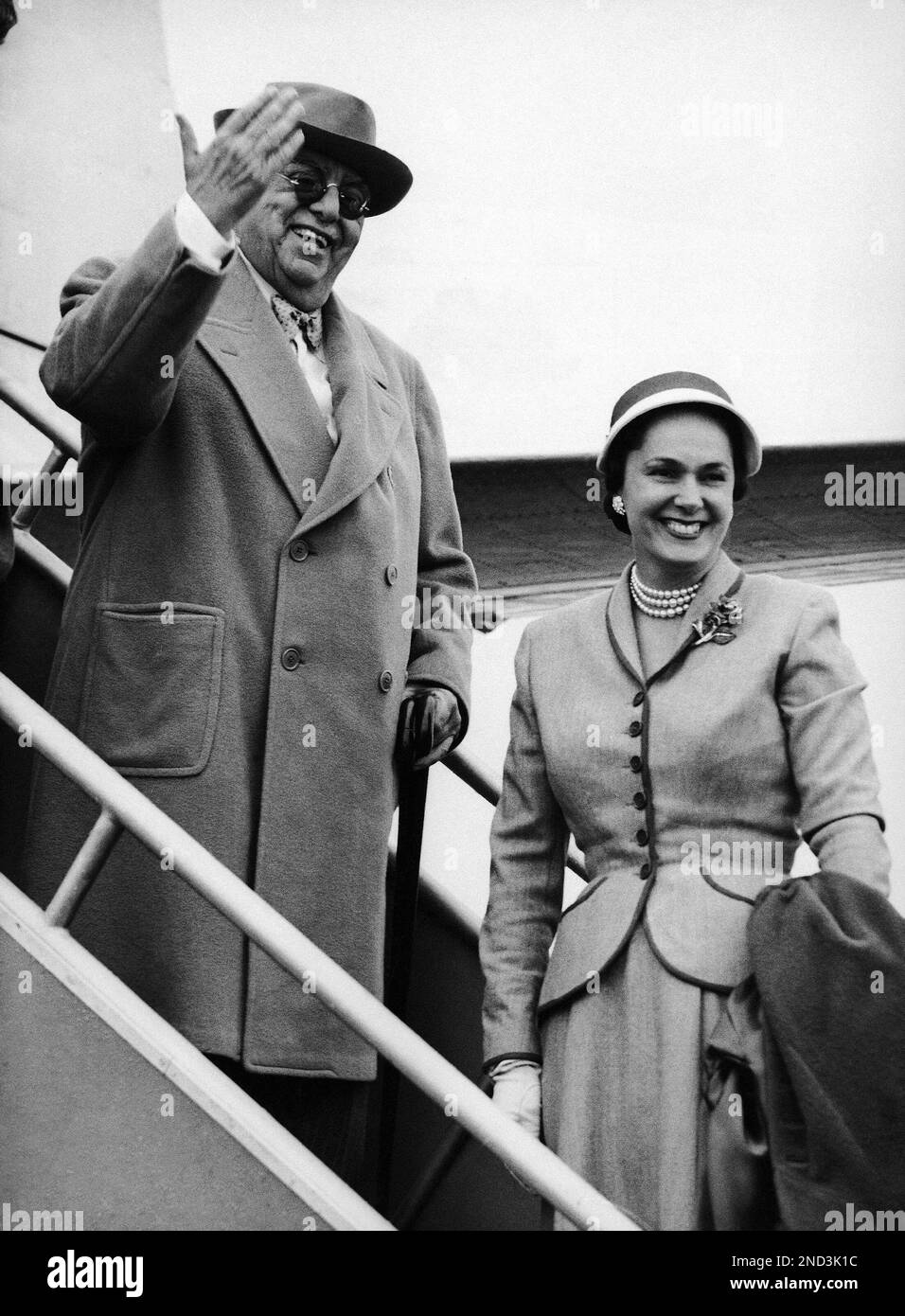 The Aga Khan III, Sultan Mahommed Shah and the Begum born Yvette ...